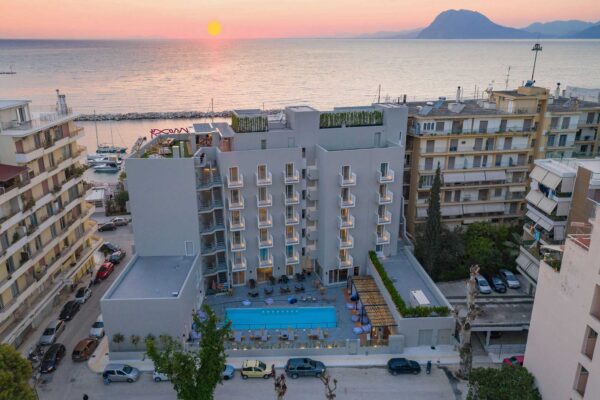Moxy Patras Marina - Dimand